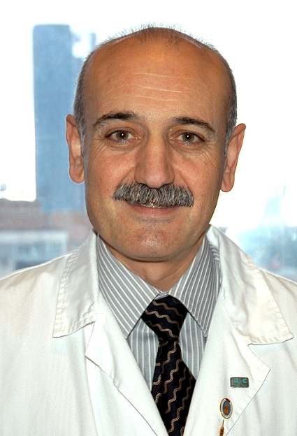 El Dr. Burgos, del Ramón y Cajal, Académico Electo de la Real Academia ...