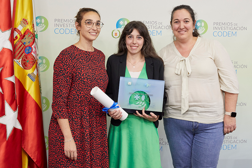 A nurse from the Ramón y Cajal Hospital, awarded at the VI CODEM ...